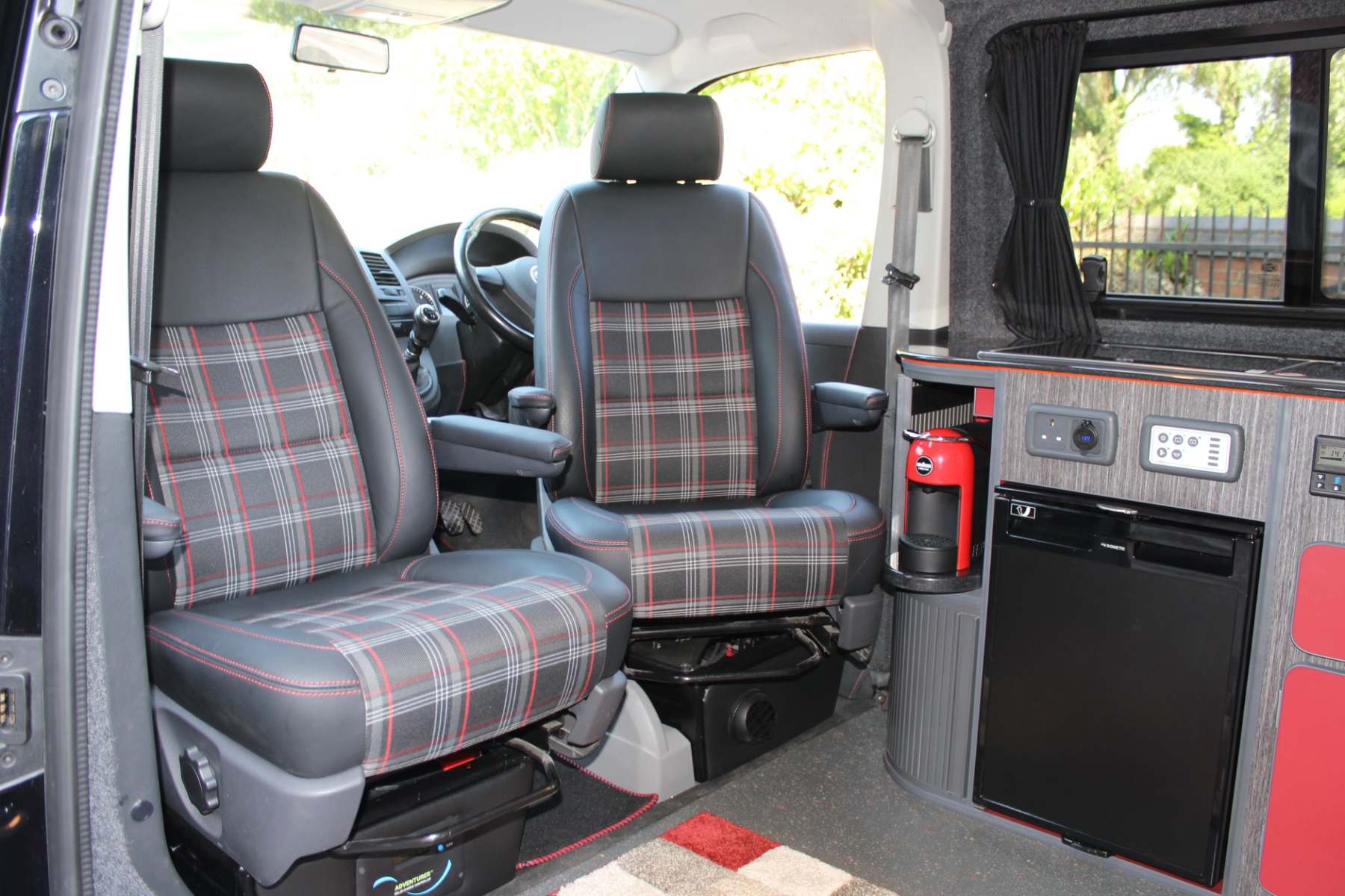 Custom VW T4 Camper Van Conversions | Dubtricks